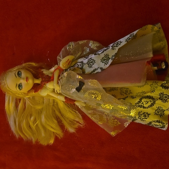 ever after | Toys | Ever After High Apple White Thronecoming Doll ...